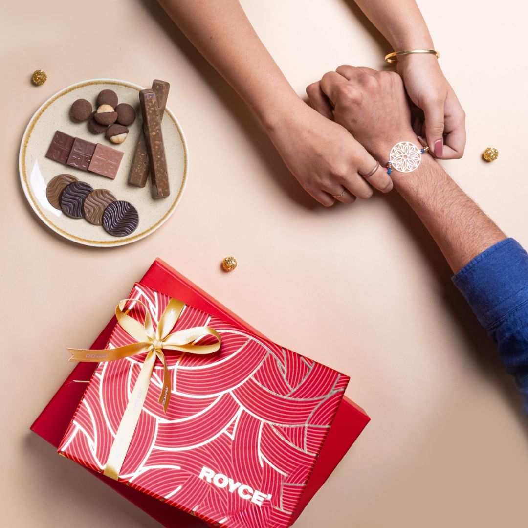 Chocolate Boxes | Chocolate Hampers | Premium Chocolate Box Present ...